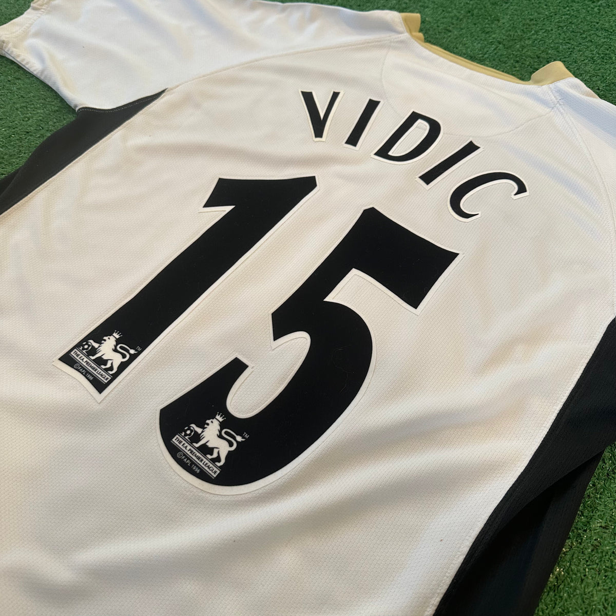 Vintage Nike Manchester United #15 Vidic 2006/07 Away Soccer Jersey (M ...